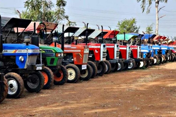 Tractor sales dip 11.38 percent in August, John Deere and Sonalika sees ...